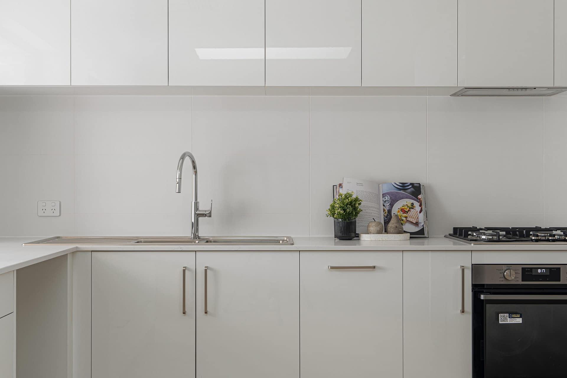 Design and Construct: Transforming 90s Homes Today - Finch Constructions